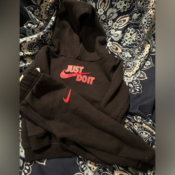 Matching Sets | Nike Sweatsuit | Poshmark